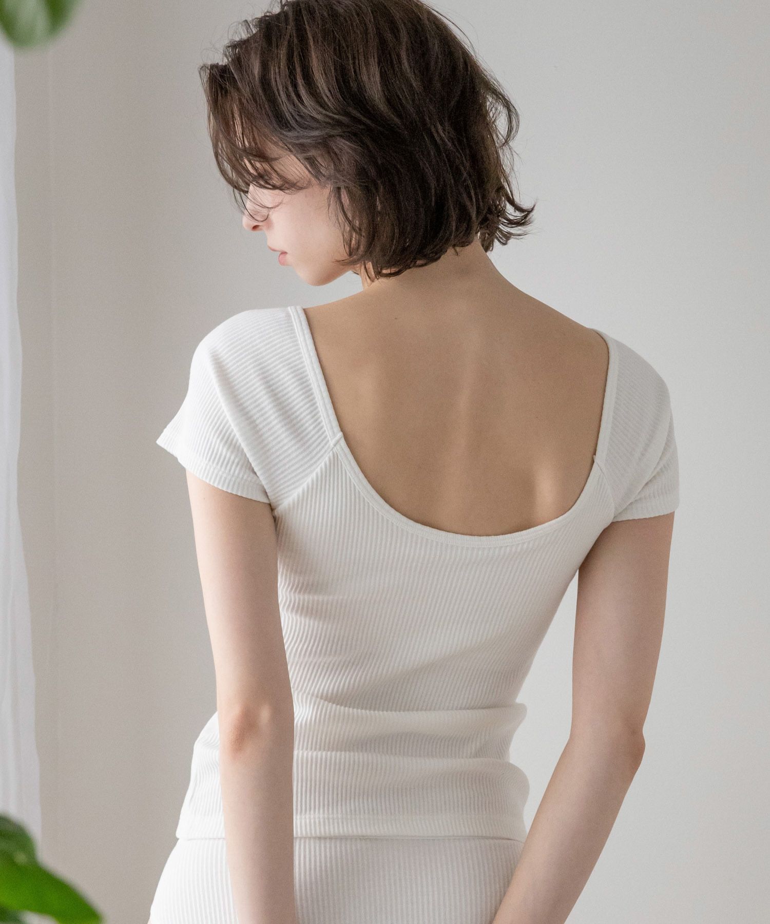 bijorie_カップ付きデザイントップス | [公式]ベイフロー（BAYFLOW）通販